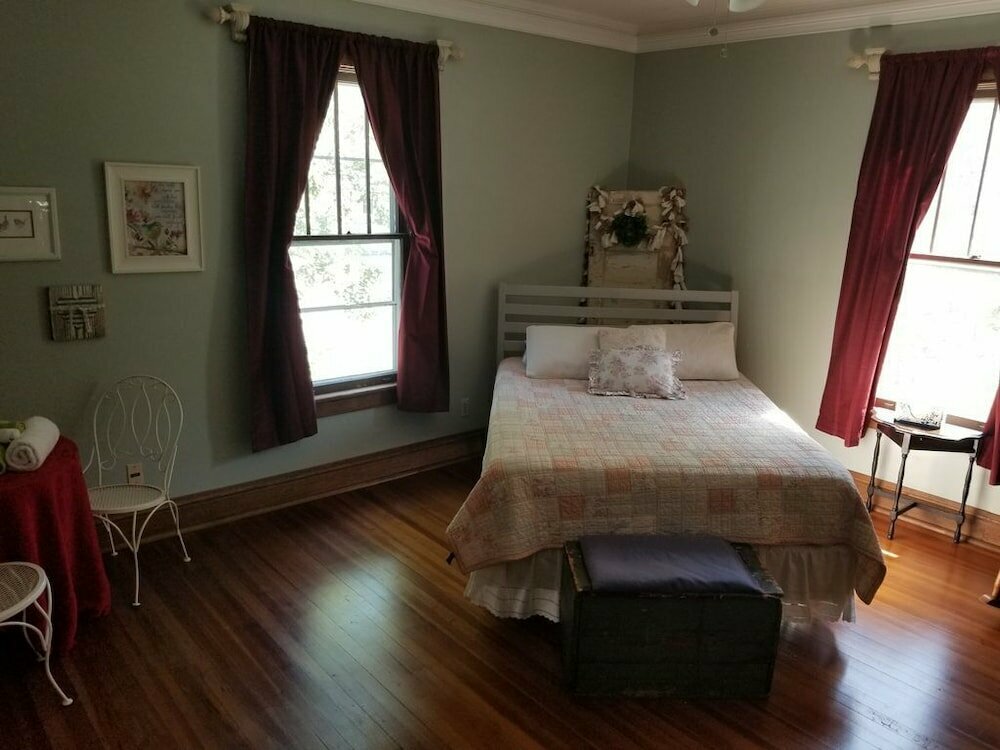 Otel 7 Bedroom Manor near Appomattox & Lynchburg, Virginia, foto