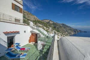 Casa Punta Paradiso (Campania, Salerno, Via Costantinopoli, 32), otel  Campania'dan