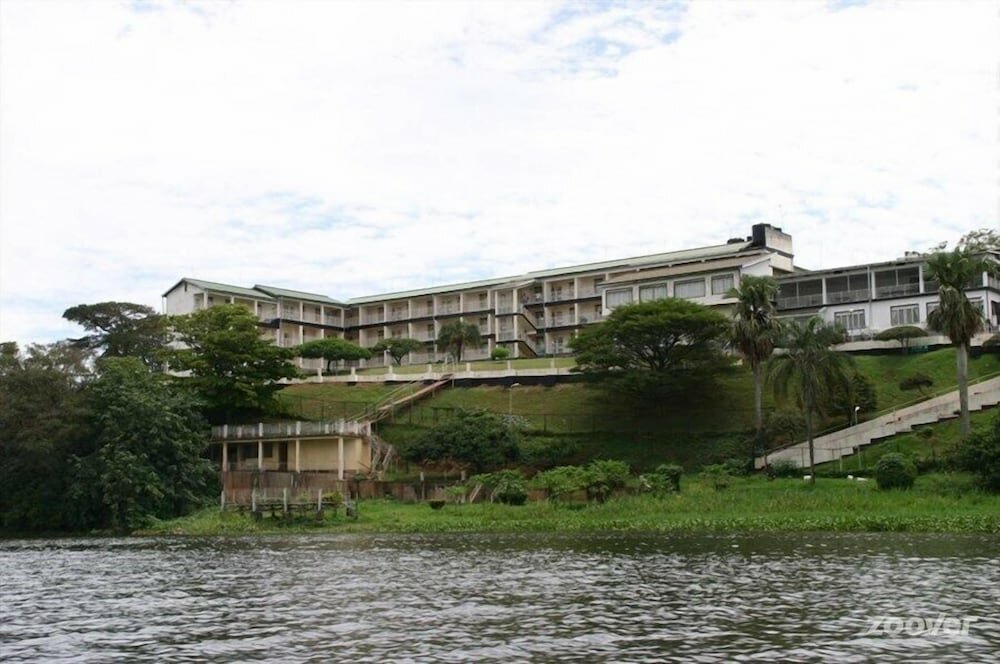 Otel Brisk Hotel Triangle, Jinja, foto