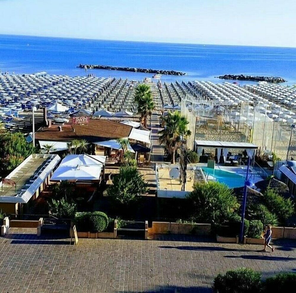 Otel Hotel Lungomare Cattolica, Cattolica, foto