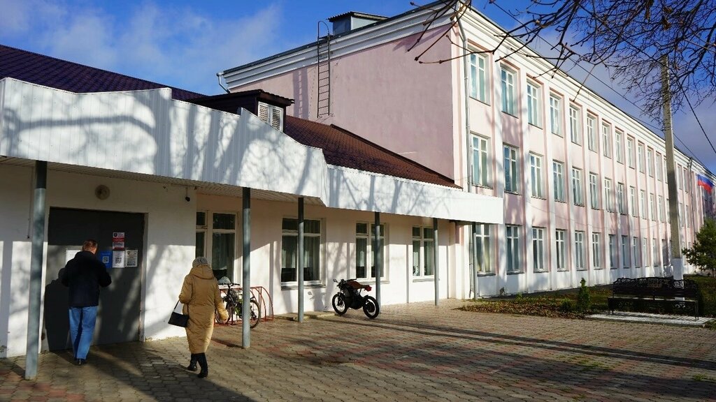 Ortaokul МКОУ Черемисиновская СОШ имени Героя Советского Союза И. Ф. Алтухова, Kurskaya oblastı, foto