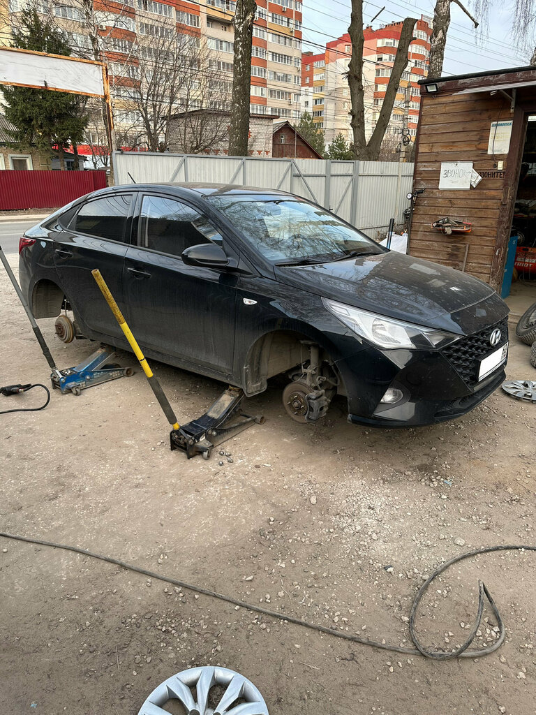 Oto lastik tamiri Tire fitting and repair, Riazan, foto