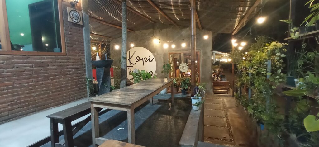Kafe Kopi Tuwo, Malang, foto