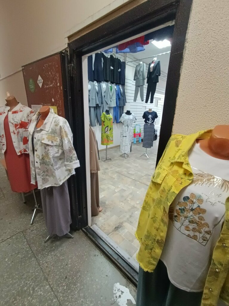 Giyim mağazası Magazin zhenskoy odezhdy, Perm, foto