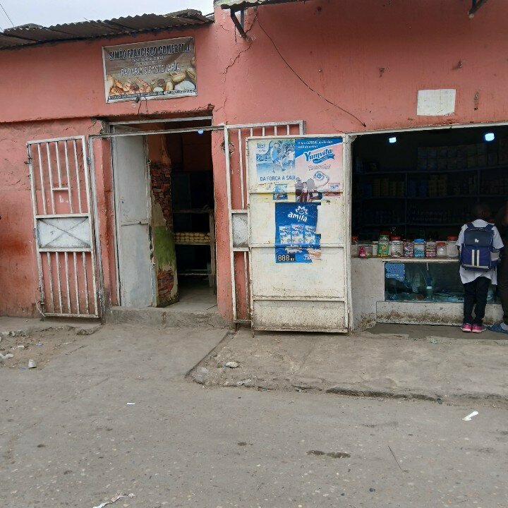 Ekmek fırını Simão Francisco comercial, Loanda, foto