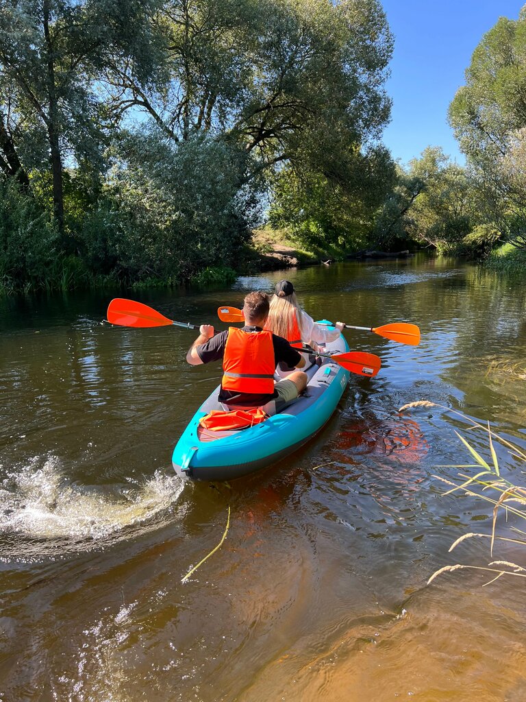Tekne turları Brest Kayak, Brestskaya oblastı, foto