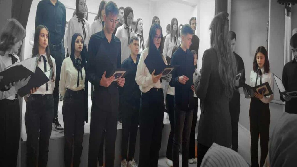 Lise Geyve Anadolu Lisesi, Geyve, foto