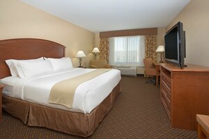 Holiday Inn Express Mitchell (Wisconsin, Winnebago County, Neenah, Spruce Street), otel  Güney Dakota Eyaleti'nden