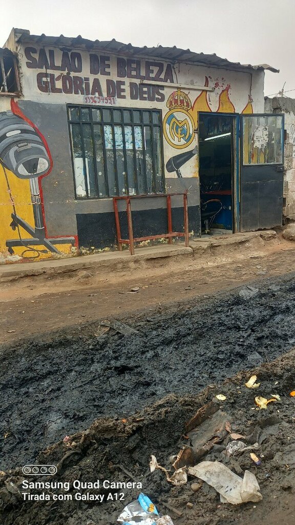 Güzellik salonu Glória de Deus, Loanda, foto