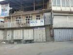 Нилсон (Mamajan Street No:46/15), lamba ve avize mağazaları  Osh'tan