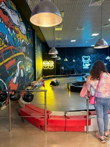 Drift Karting (Kosmonavtov Avenue No:14Б, Saint Petersburg), spor ve eğlence merkezi  Saint‑Petersburg'dan