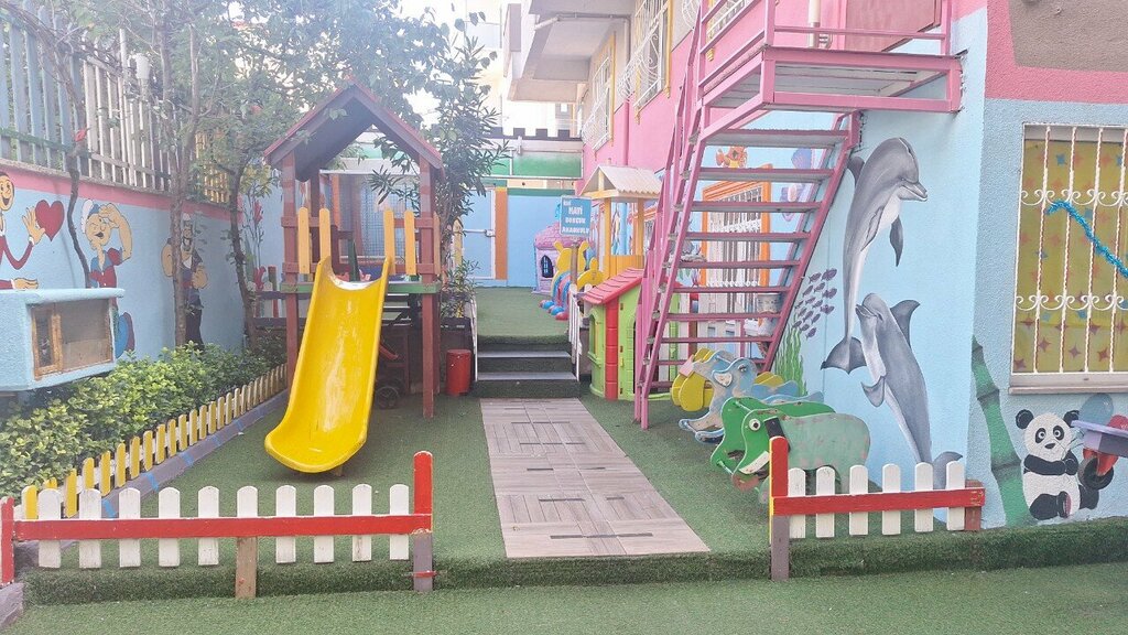 Eğitim merkezleri Özel Mavi Boncuk Anaokulu, İstanbul, foto