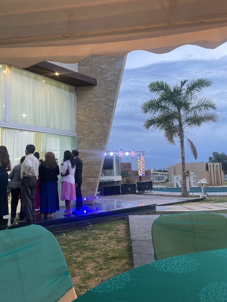 Düğün mağazası Status Event and Convention Center, Dünya, foto