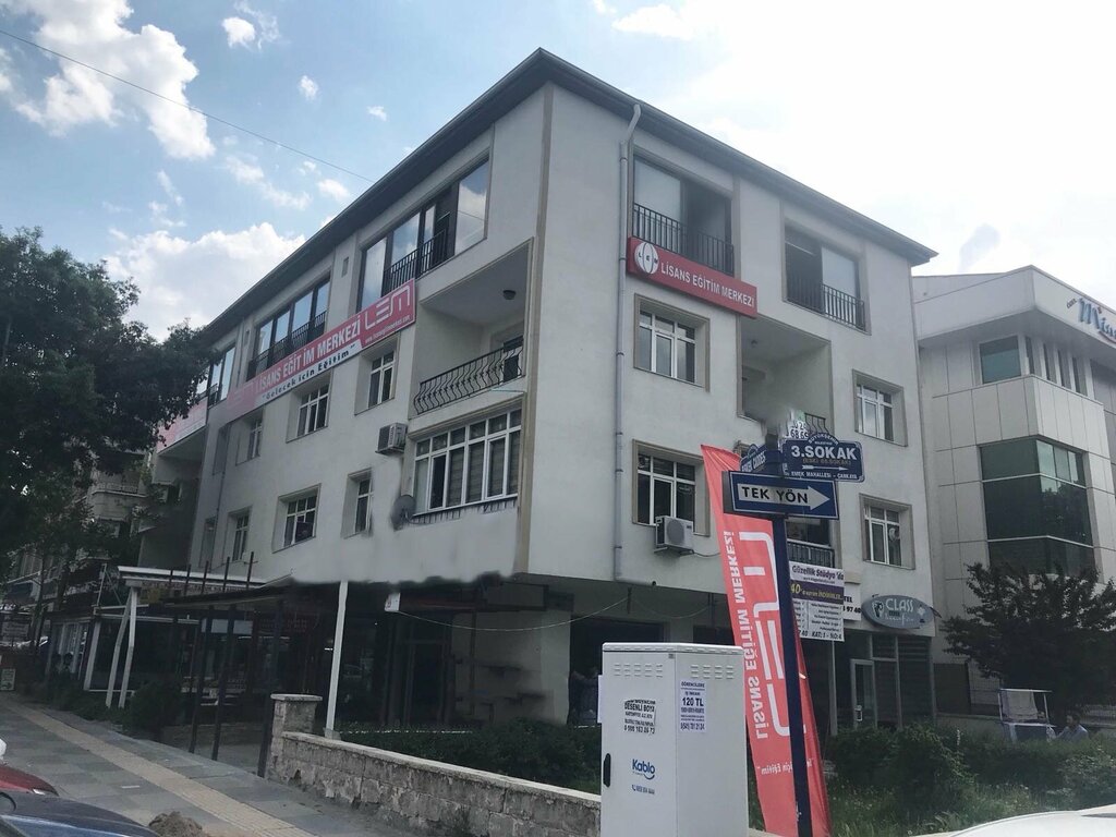 Eğitim merkezleri Lisans Eğitim Merkezi, Ankara, foto