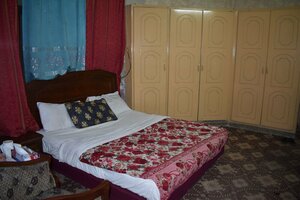 Peace Palace Guest House (Province of Khyber Pakhtunkhwa, Mardan District, Mardan Tehsil, City of Mardan), otel  Mardan'dan