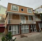 Hotel on Konstantin Gamsakhurdia St., 1 (Egnate Ninoshvili Street No:7), otel  Batum'dan