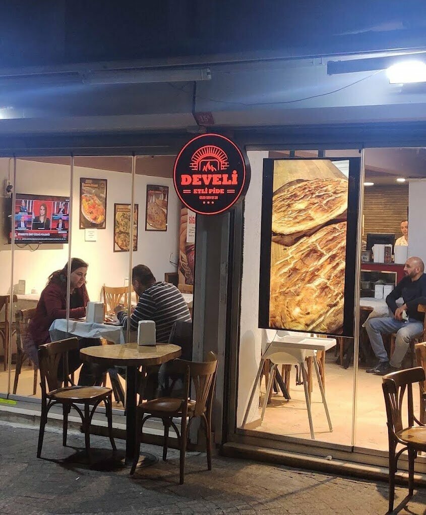Kafe Develi Etli Pide, İstanbul, foto