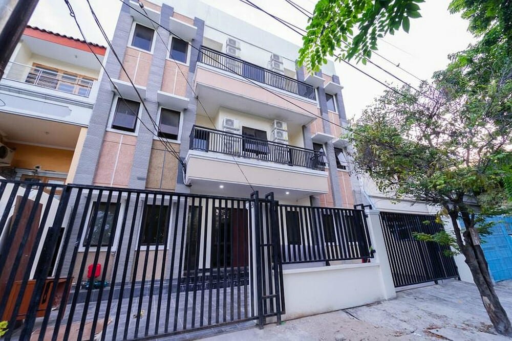 Otel KoolKost near Universitas Tarumanegara, Cakarta, foto
