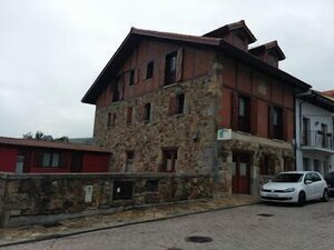 Posada El Nozal (Comunidad Autónoma de Castilla y León, León, Calle el Barrio, 10), otel  Kantabria'dan