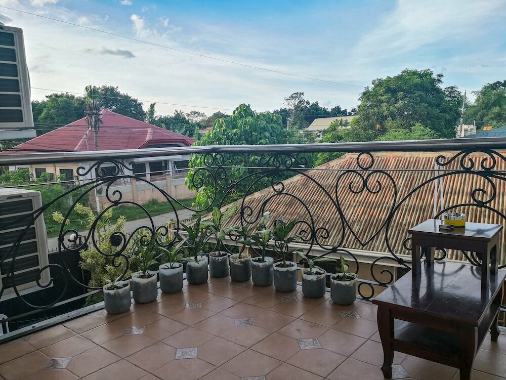 Otel Spinning Cat Hostel - Adults Only, Tagbilaran, foto