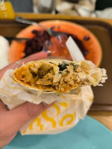 Блин'ко (Akademika Shvartsa Street No:17), kafe  Yekaterinburg'dan