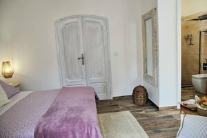 Room in B&b - Mariasofia Master Suite With Private Bathroom (Lazio, Latina, Via Docibile, 2), otel
