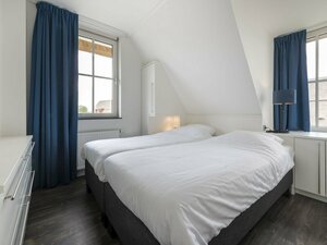 Luxury Villa With a Sauna (Friesland, Boarnsterhim, Djerreblom, 8), otel  Friesland'dan