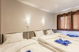 Feelgood@Journey Hostel (Phuket), otel  Phuket'ten
