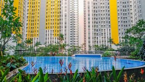 Cozy Living Studio at Springlake Summarecon Bekasi Apartment (West Java, Bekasi, Jl. Salam Damai IV), otel  Bekasi'den