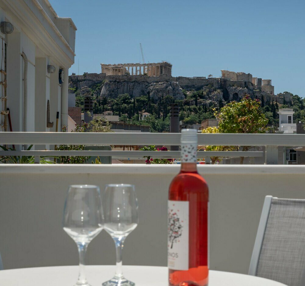 Otel 137m² homm New Apartment with Acropolis View 7ppl, Atina, foto