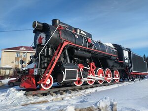 Паровоз Л-9669 (Republic of Tatarstan, Bugulma, ulitsa Mikhaila Tukhachevskogo), teknoloji anıtı  Bügülme'den