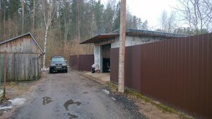 ГнилиНет (Leningrad Region, Kingisepp, sadovodcheskoye nekommercheskoye tovarishchestvo Vozrozhdeniye), otomobil servisi  Kingisepp'ten