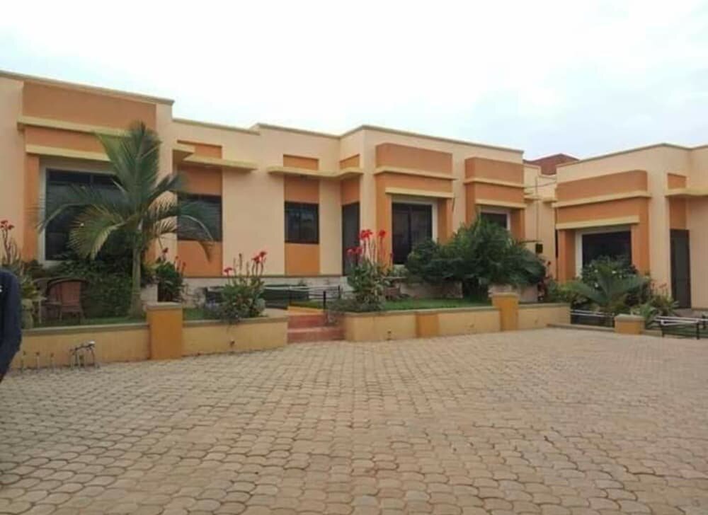 Otel King Charles Empire, Kampala, foto