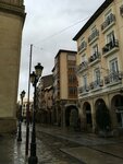 Pensión La Bilbaina - Albergue Logroño (Calle Capitán Gallarza No:10), otel  Logrono'dan