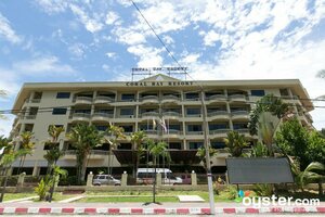 Coral Bay Resort (Kelantan, Pasir Mas), otel