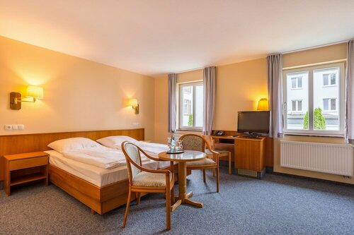 Otel Kurhaushotel Bad Salzhausen, Hesse, foto