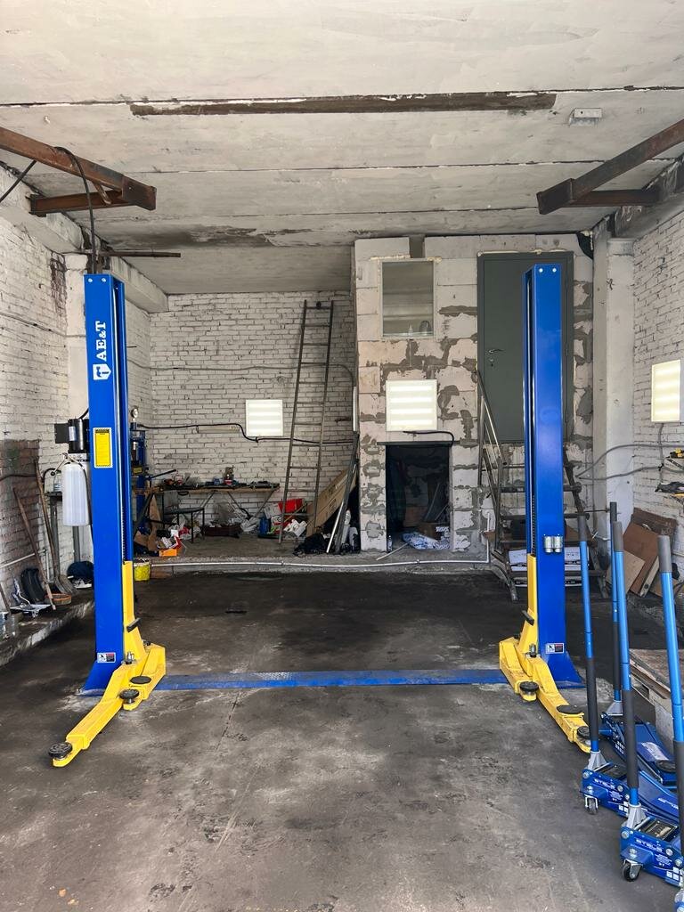 Otomobil servisi Шиномонтаж, Saint‑Petersburg, foto