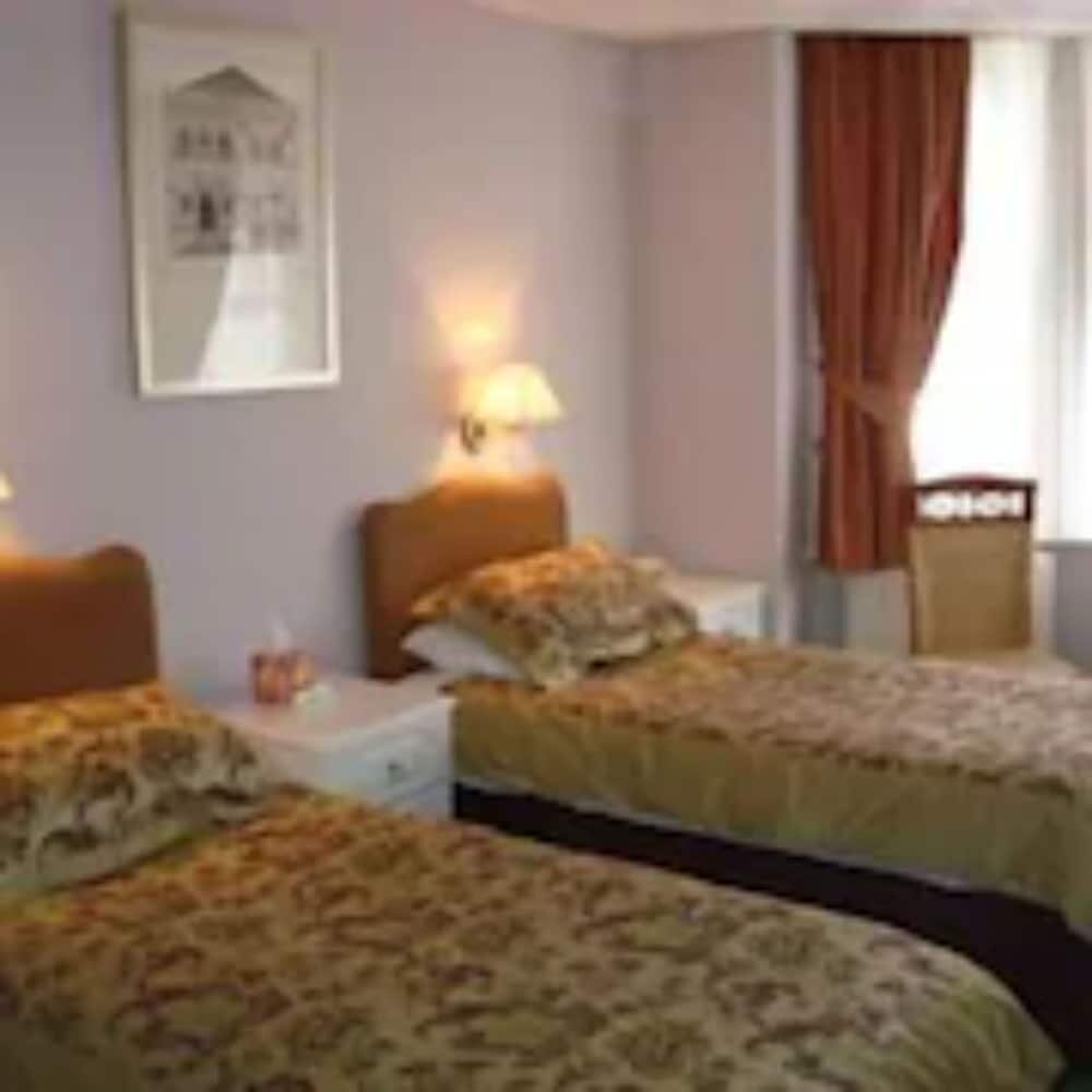 Otel Hunters Lodge, Southampton, foto