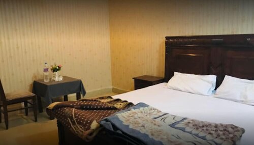 Otel Seven Ways Hotel and Restaurant, Mandi Bahauddin, foto