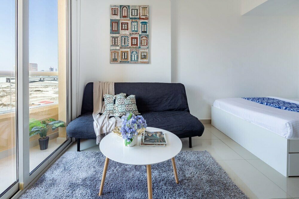 Kısa süreli konaklama Stylish and Comfy Studio in Lakeside Impz!, Dubai, foto