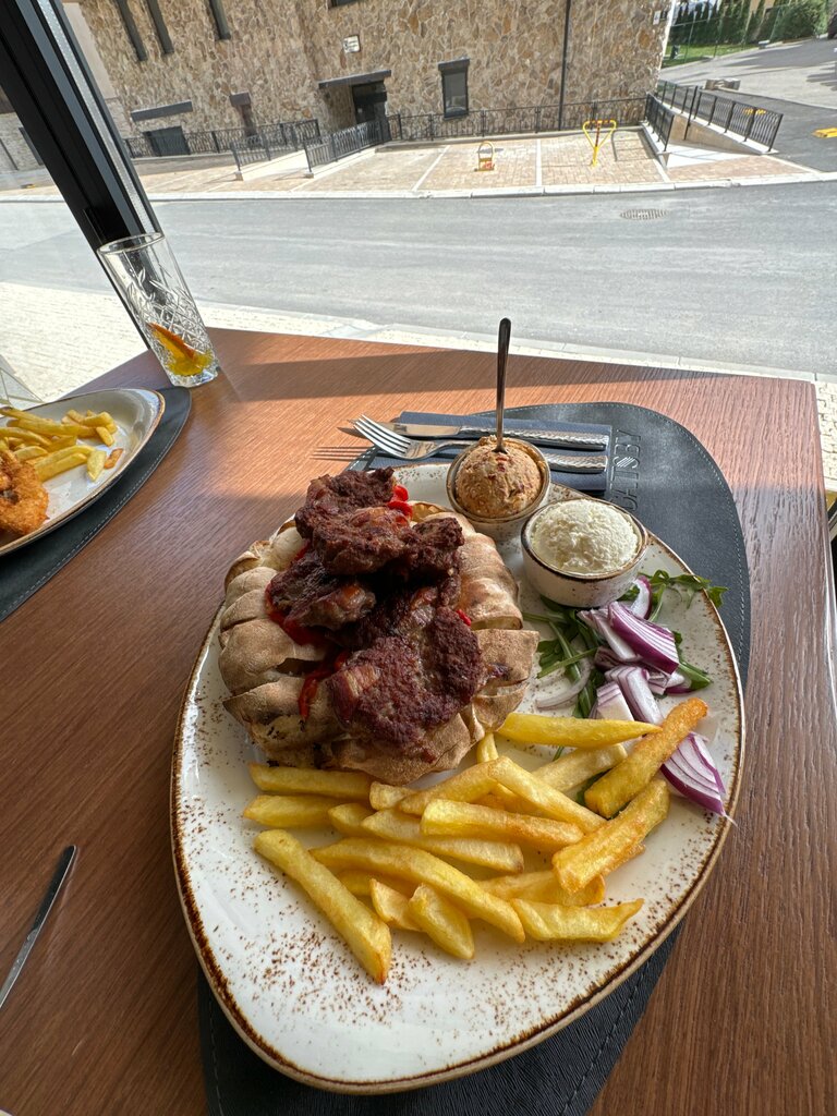 Restoran Restaurant Gatsby, Dünya, foto