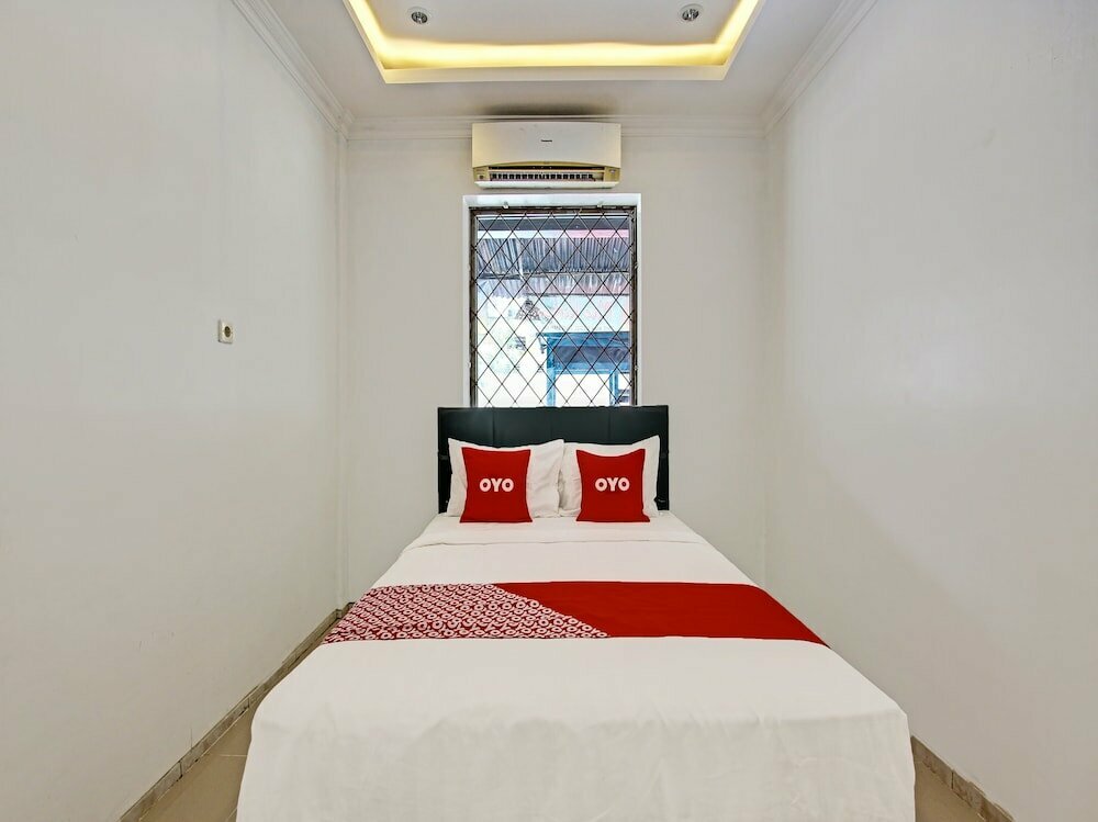 Otel Oyo 92166 Nirwana Inn Syariah, Yogyakarta, foto