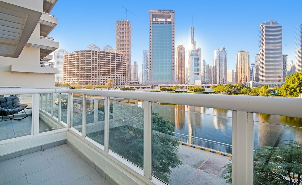Kısa süreli konaklama 3B-Jumeirah Heights C-g05 by bnbme homes, Dubai, foto