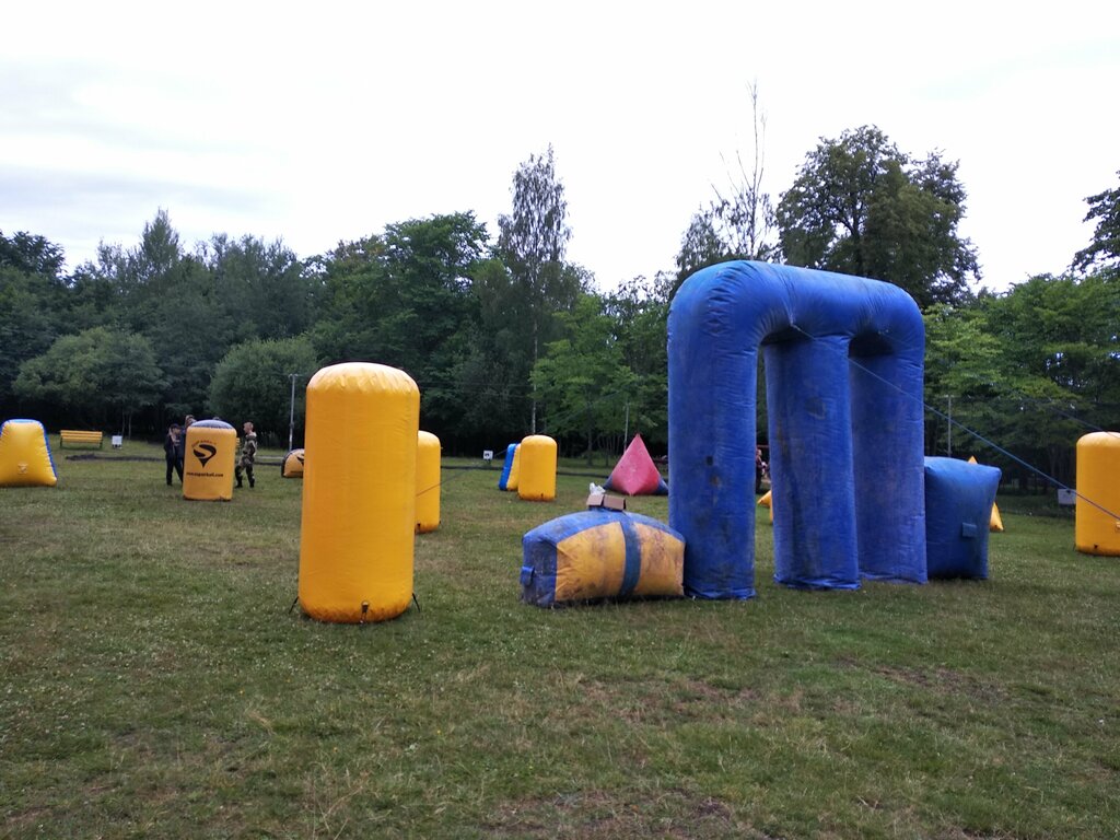 Paintball Paintball klub Pecheneg, Saint‑Petersburg ve Leningradskaya oblastı, foto