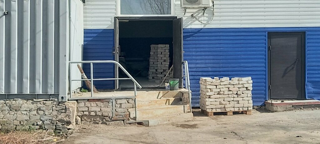 Kasap, şarküteri Leontyev Meat Factory, Petropavl (Petropavlovsk), foto