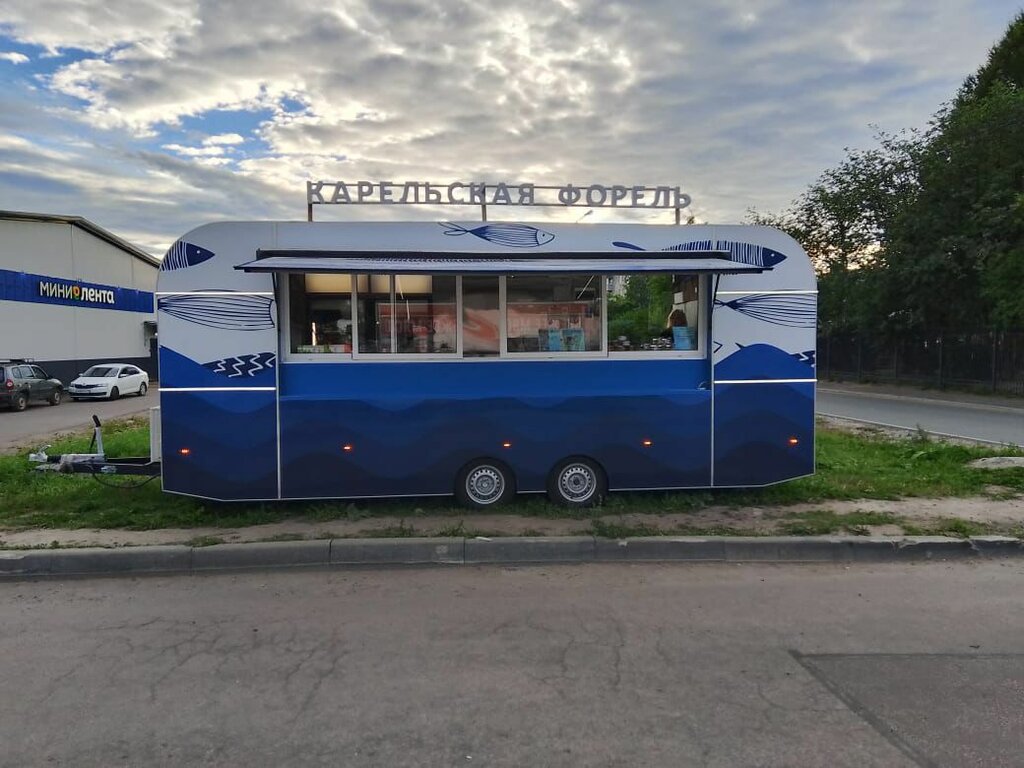 Balık çiftçiliği ve toptancıları Karel'skaya forel', Sortavala, foto
