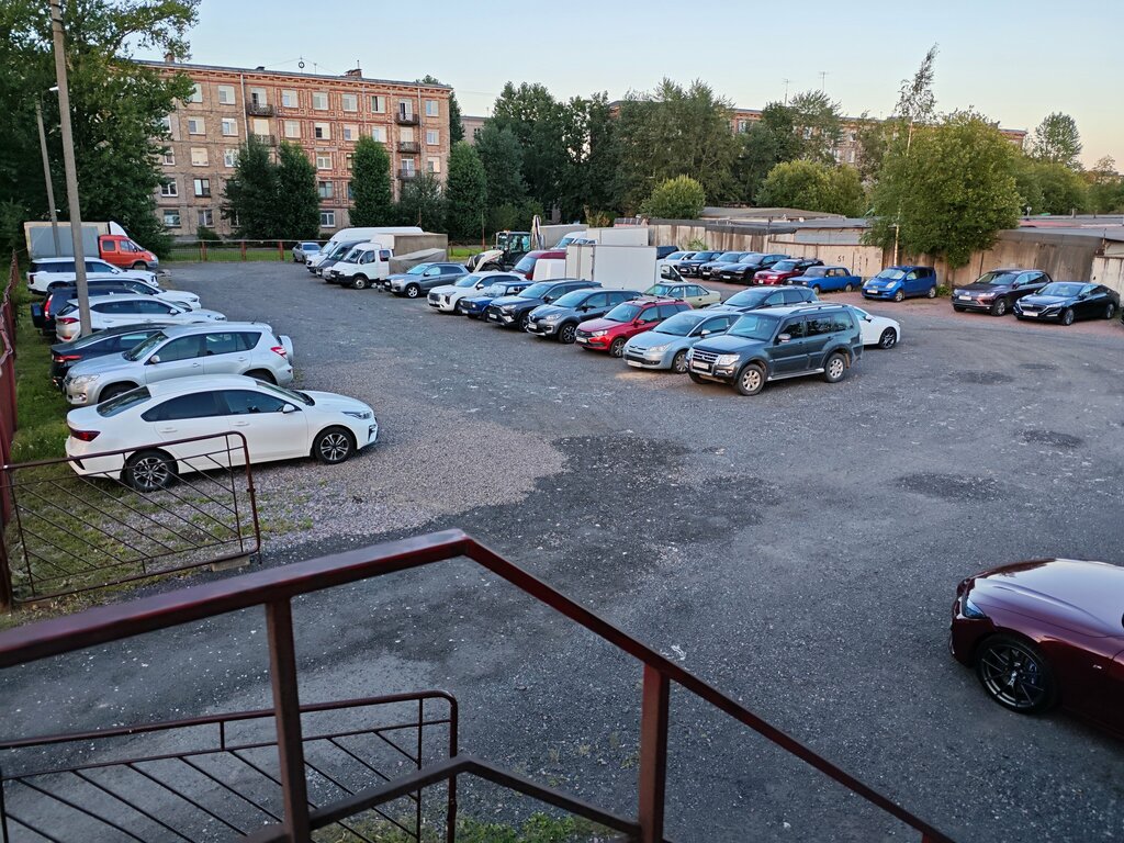 Otoparklar Karkas, Saint‑Petersburg, foto