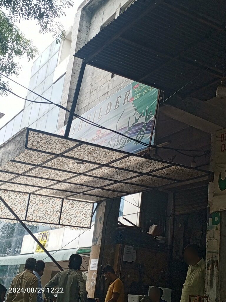 Otomobil servisi Al Amar Autos, Islamabad, foto