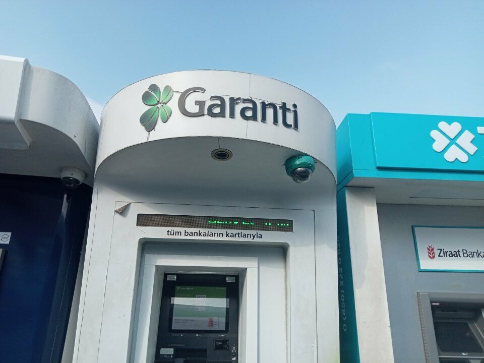 ATM'ler Garanti BBVA ATM, İstanbul, foto