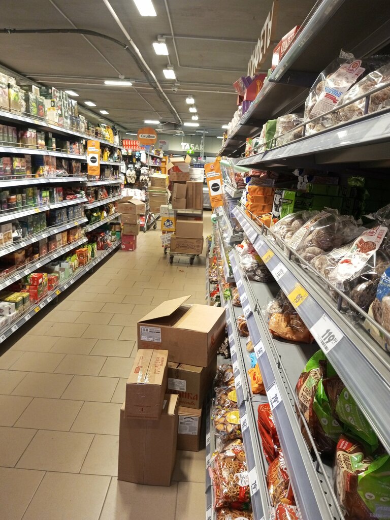 Süpermarket Pyatyorochka, Bratsk, foto